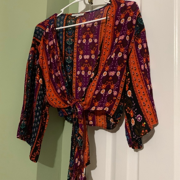 Patrons of Peace | Tops | Patrons Of Peace Floral Cropped Cardigan ...